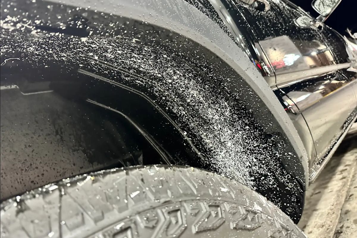 How Ceramic Coatings Shield Your Car From The Cold
